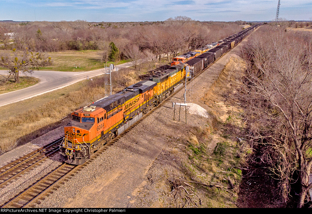 BNSF 6084 - Rear DPU on C-CDMMON0-04
